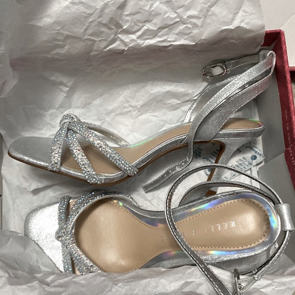 Kelly & Katie | Shoes | Kelly And Katie Silver Shimmer Heels | Poshmark